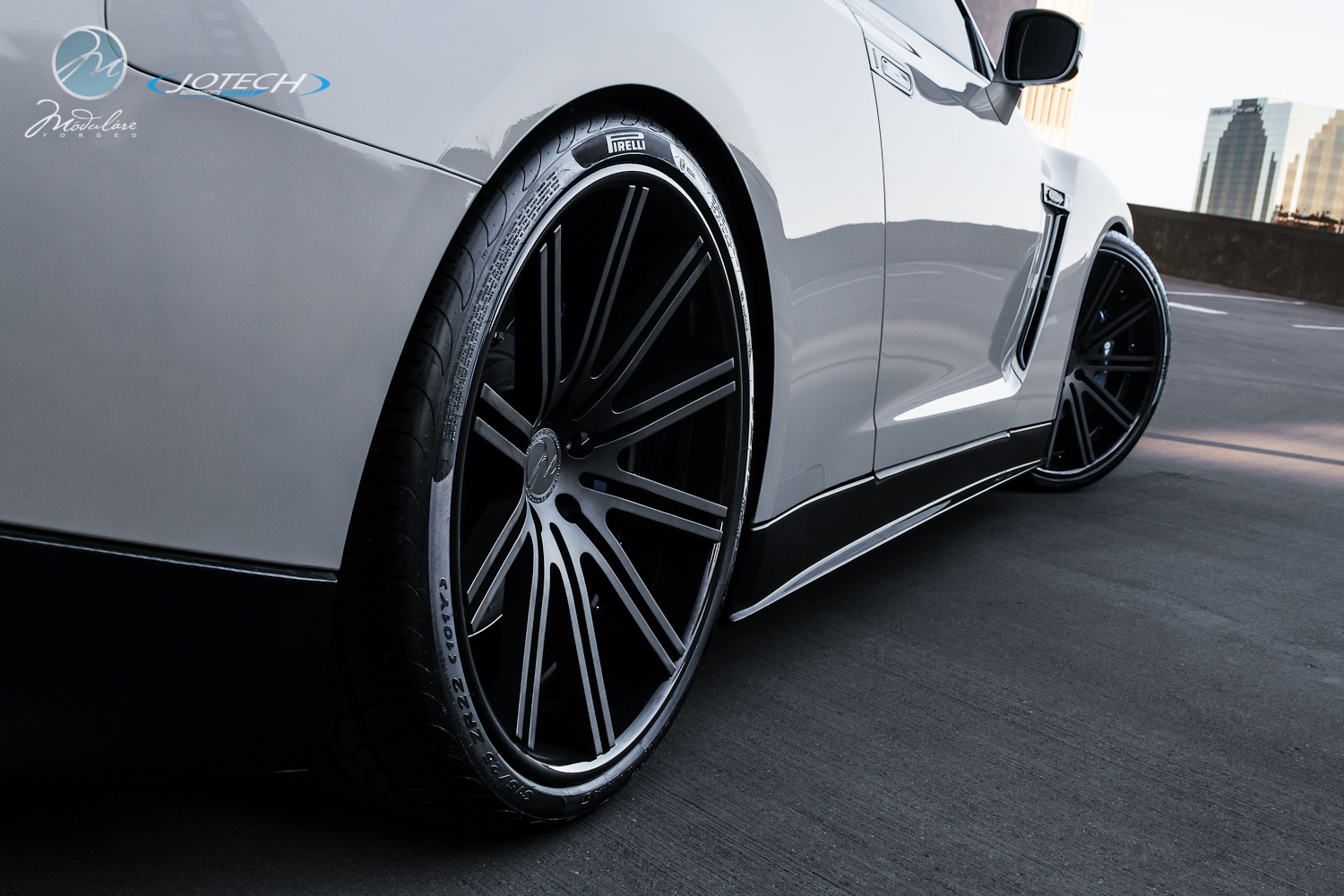 Modulare Wheels + Jotech Motorsports | Nissan GT-R R35 | 22" Modulare ...