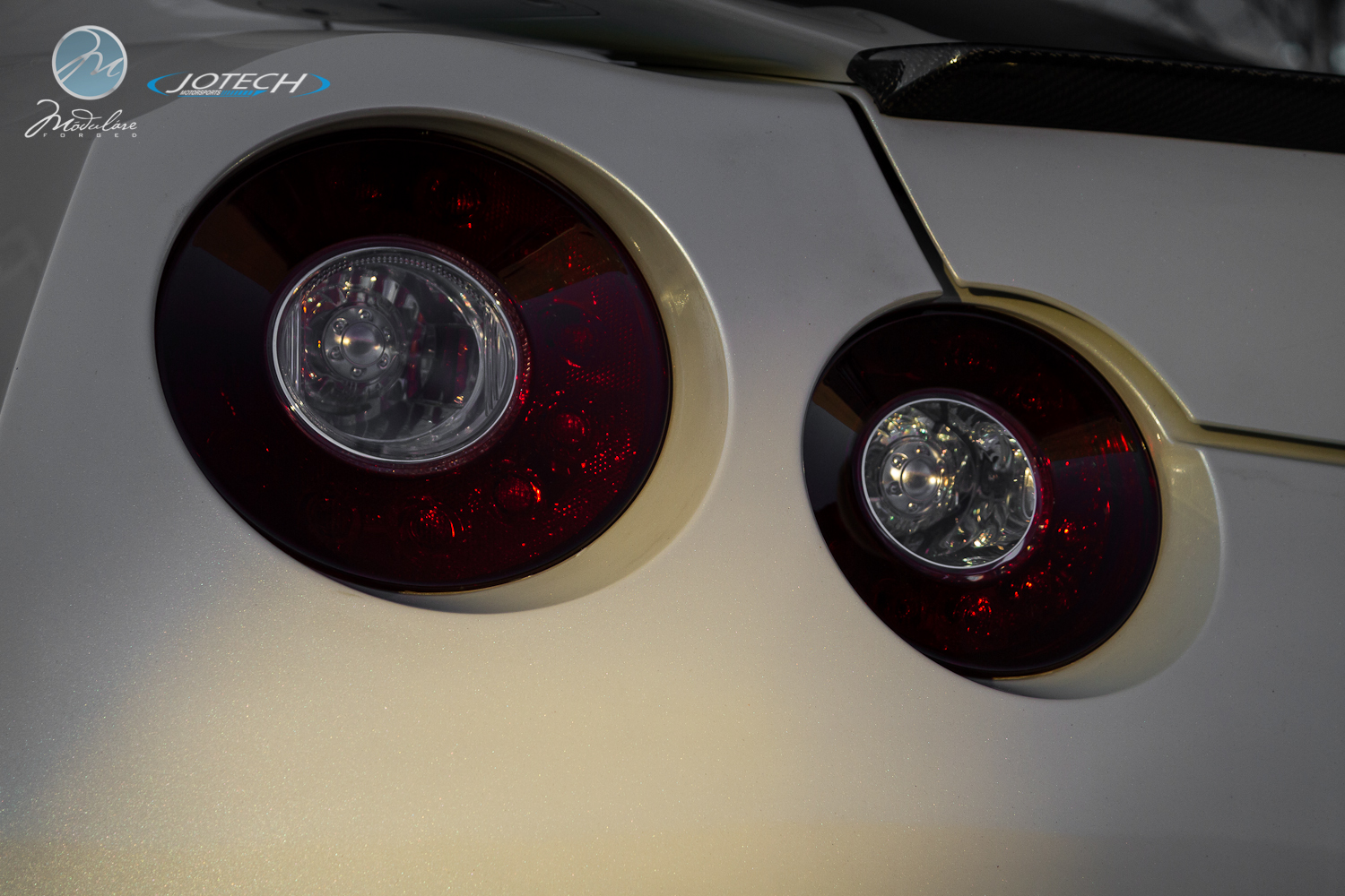 Modulare Wheels + Jotech Motorsports | Nissan GT-R R35 | 22" Modulare ...